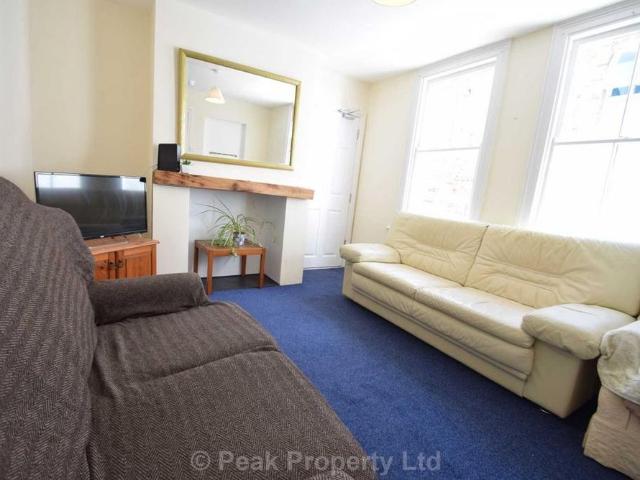 1 bedroom in a house share to rent