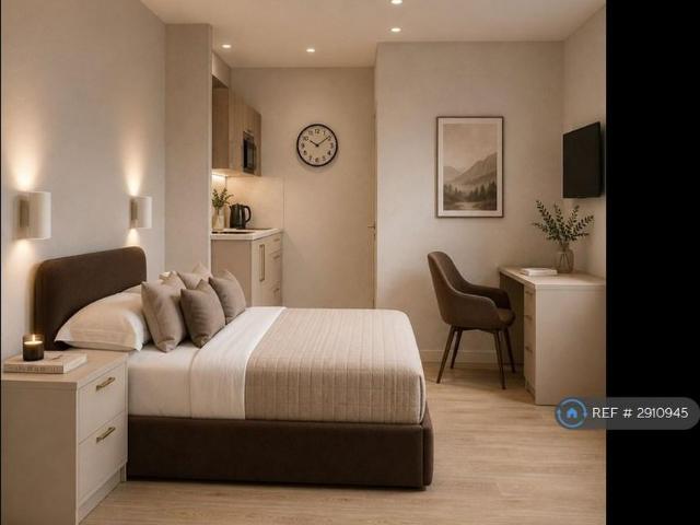 1 bedroom in a house share to rent