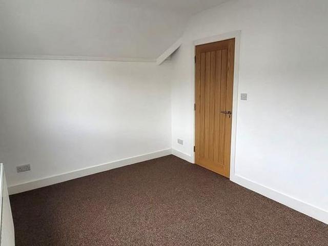 1 bedroom in a house share to rent