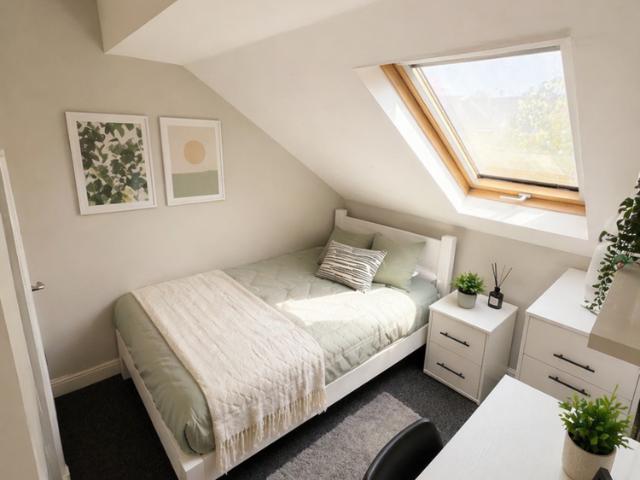 1 bedroom in a house share to rent