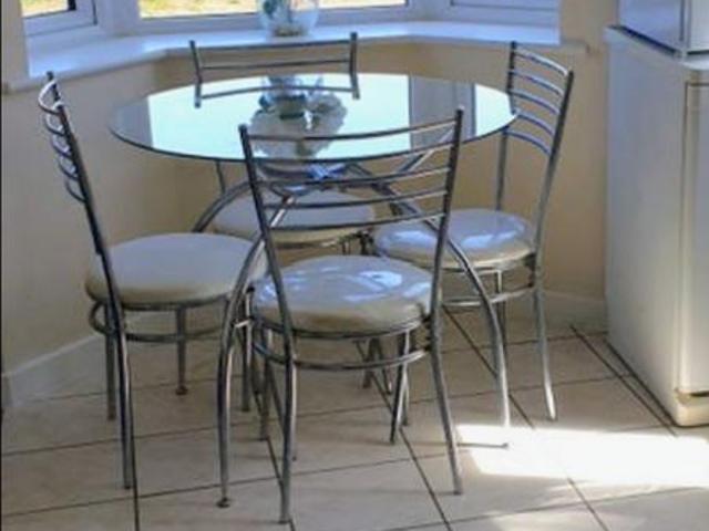 1 bedroom in a house share to rent