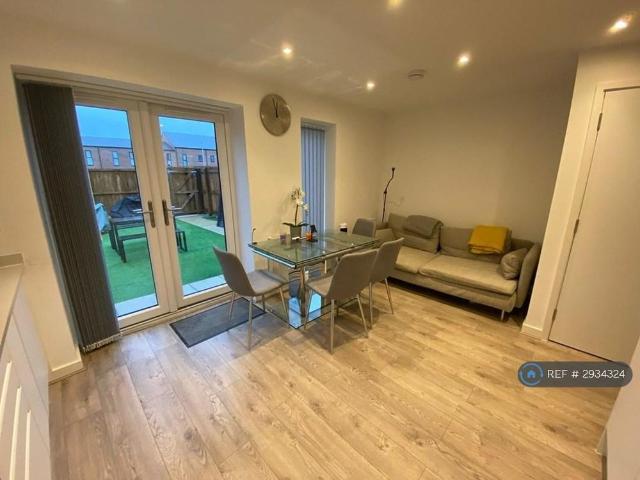 1 bedroom in a house share to rent