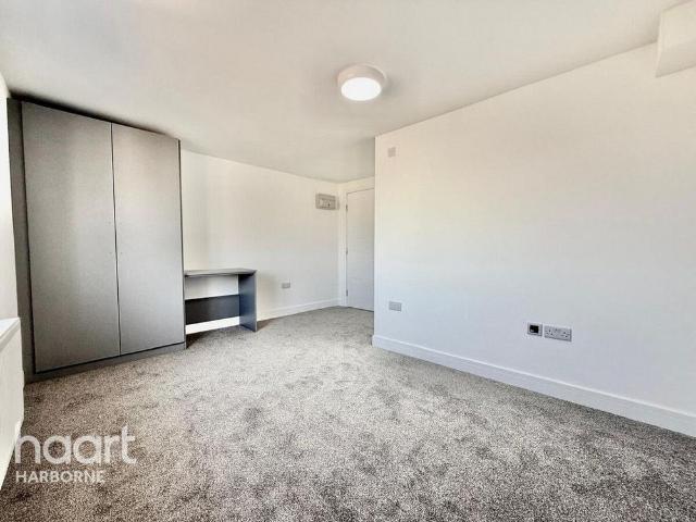 1 bedroom in a house share to rent