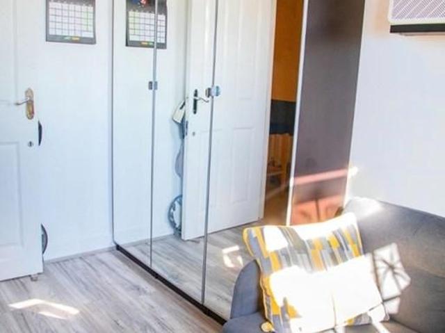 1 bedroom in a house share to rent