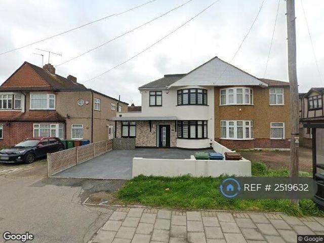 1 bedroom in a house share to rent