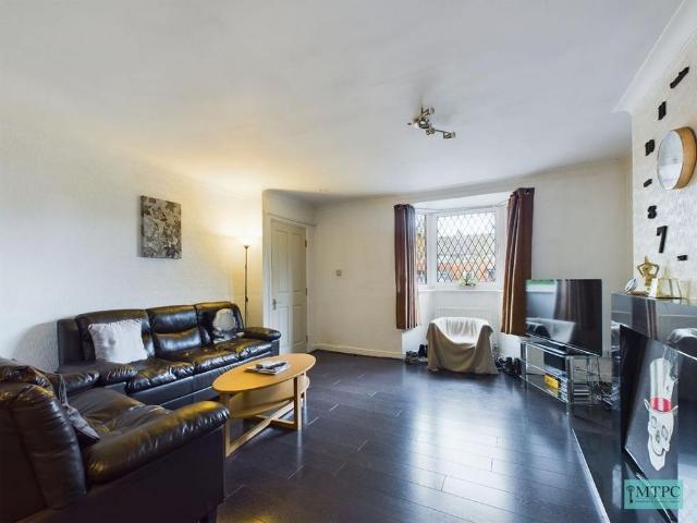 1 bedroom in a house share to rent
