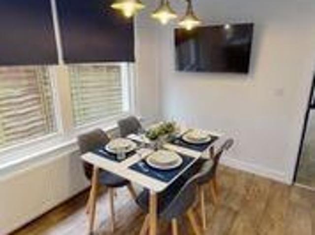 1 bedroom in a house share to rent