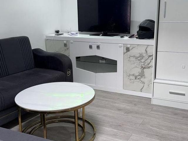 1 bedroom in a house share to rent