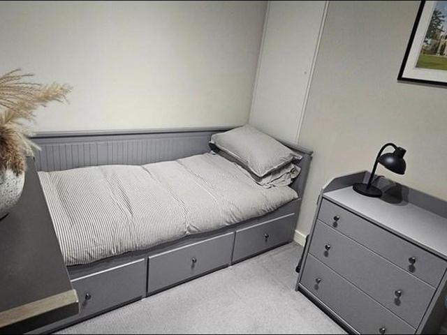 1 bedroom in a house share to rent