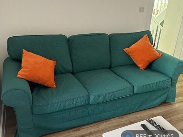1 bedroom in a house share to rent