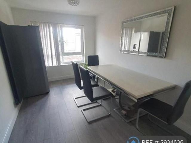 1 bedroom in a house share to rent