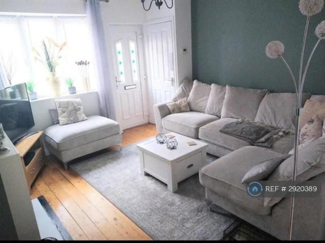 1 bedroom in a house share to rent
