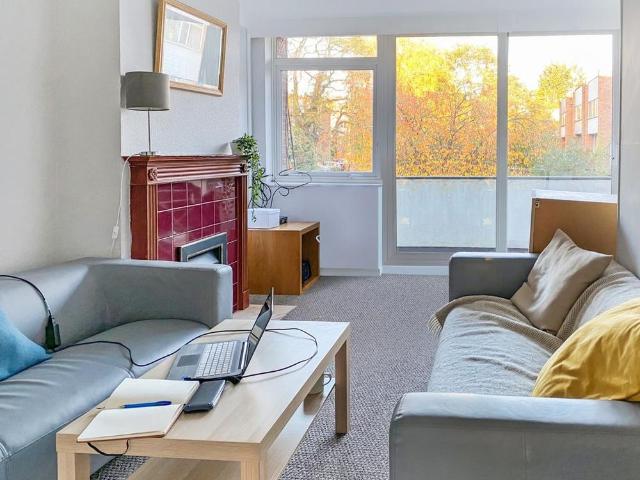 1 bedroom in a house share to rent
