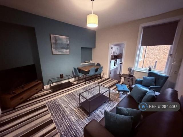 1 bedroom in a house share to rent