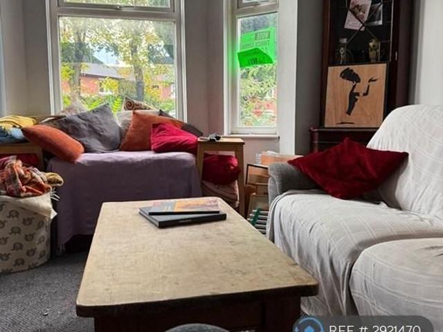 1 bedroom in a house share to rent
