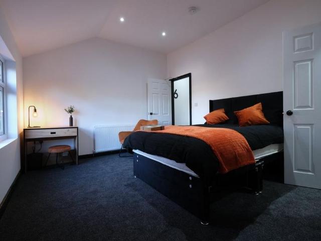 1 bedroom in a house share to rent