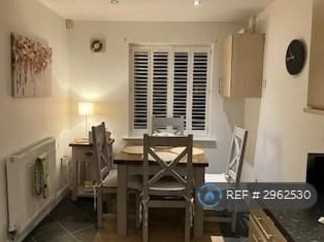 1 bedroom in a house share to rent