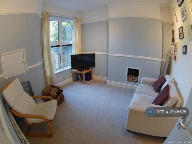 1 bedroom in a house share to rent