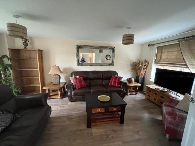 1 bedroom in a house share to rent