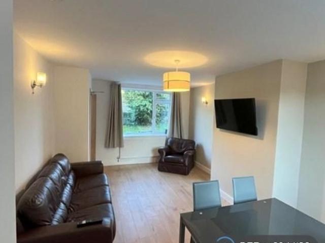 1 bedroom in a house share to rent