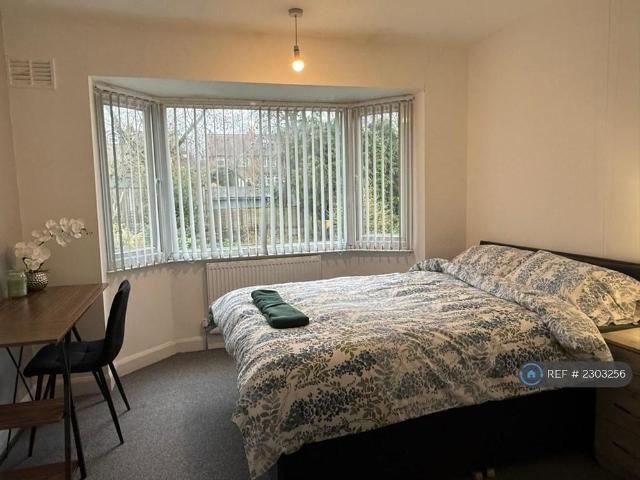 1 bedroom in a house share to rent