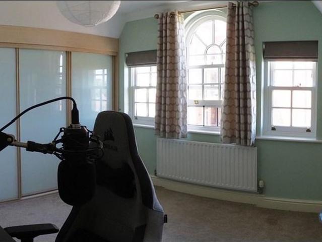 1 bedroom in a house share to rent