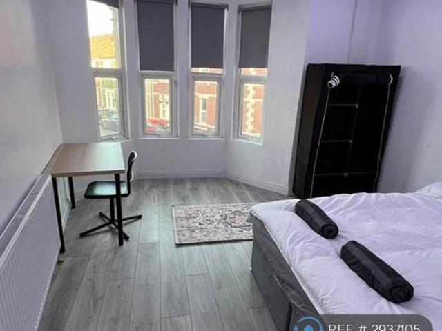 1 bedroom in a house share to rent