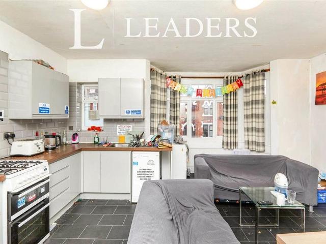 1 bedroom in a house share to rent