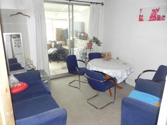 1 bedroom in a house share to rent