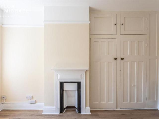 1 bedroom in a house share to rent