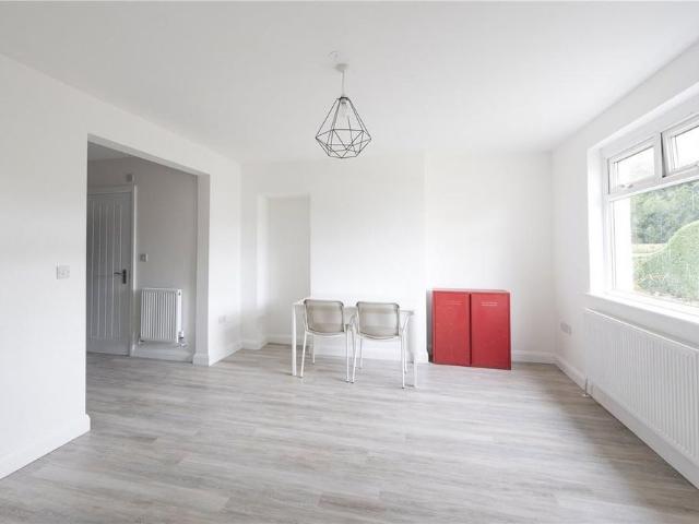 1 bedroom in a house share to rent