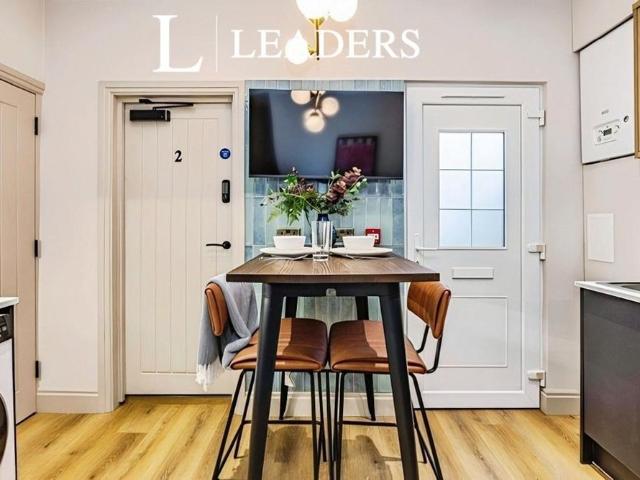 1 bedroom in a house share to rent