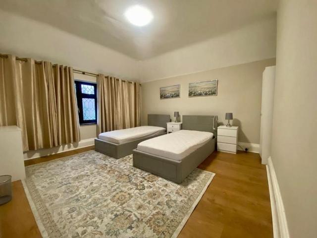 1 bedroom in a house share to rent