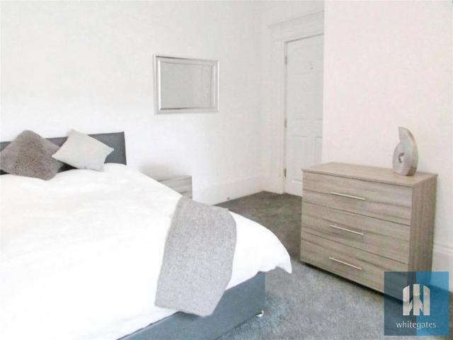 1 bedroom in a house share to rent
