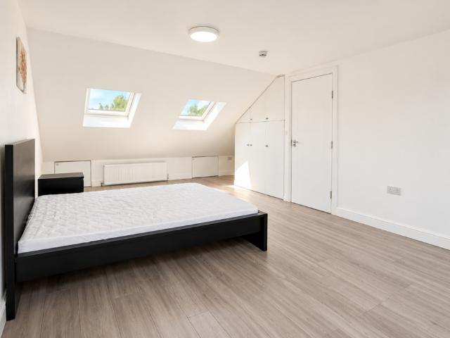1 bedroom in a house share to rent