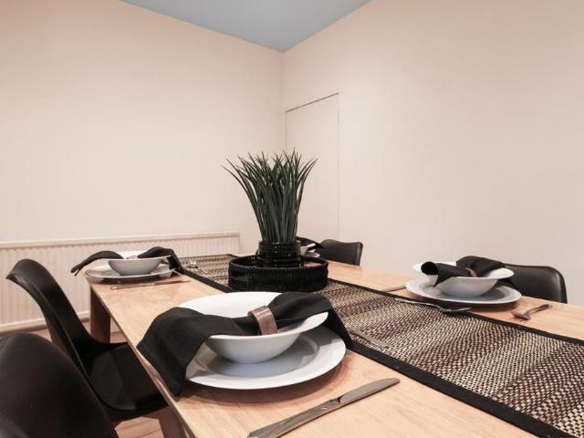 1 bedroom in a house share to rent