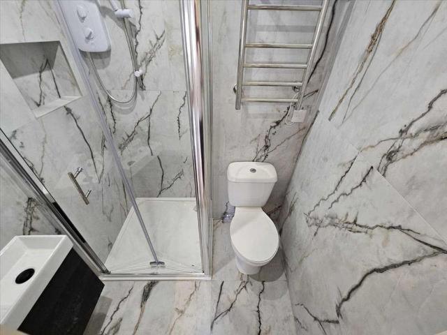 1 bedroom in a house share to rent