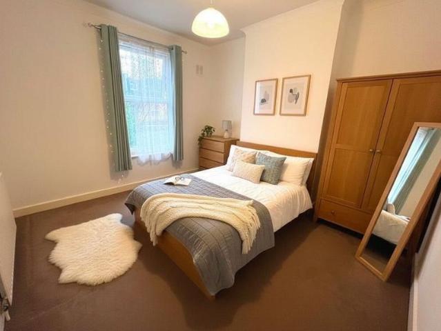 1 bedroom in a house share to rent