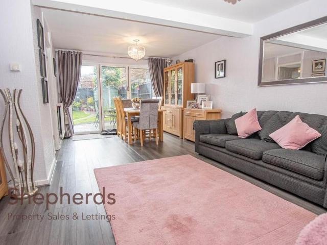 1 bedroom in a house share to rent