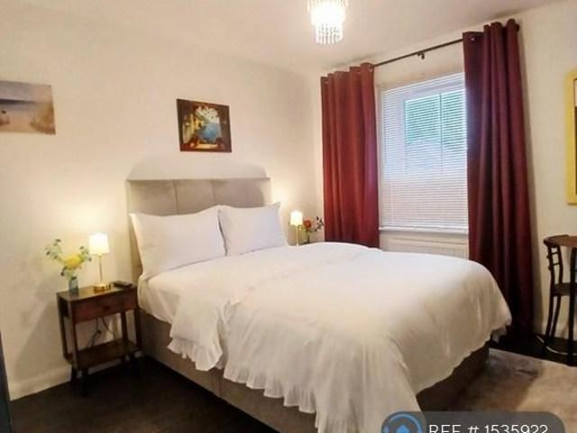 1 bedroom in a house share to rent