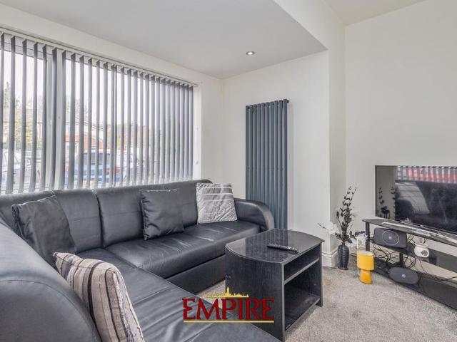 1 bedroom in a house share to rent