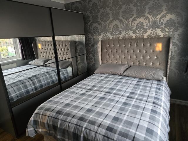 1 bedroom in a house share to rent