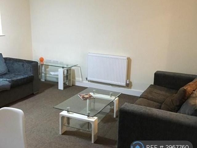 1 bedroom in a house share to rent