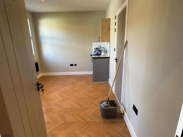1 bedroom in a house share to rent