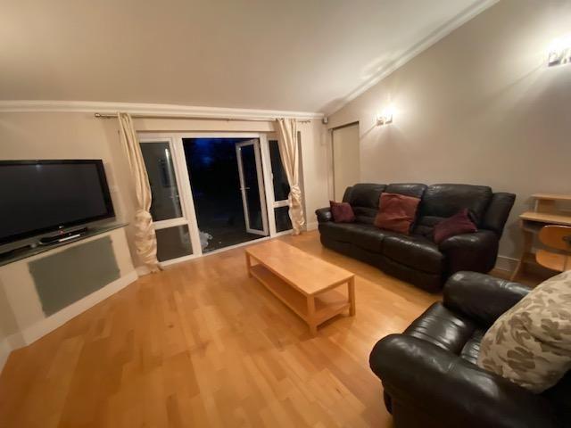 1 bedroom in a house share to rent