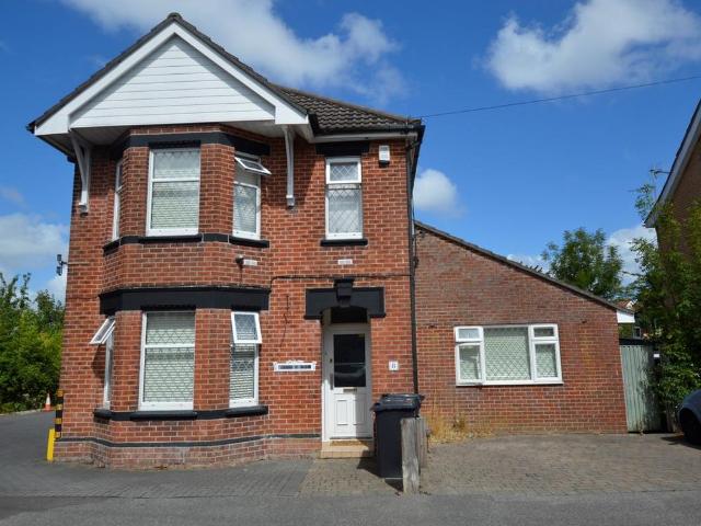 1 bedroom in a house share to rent
