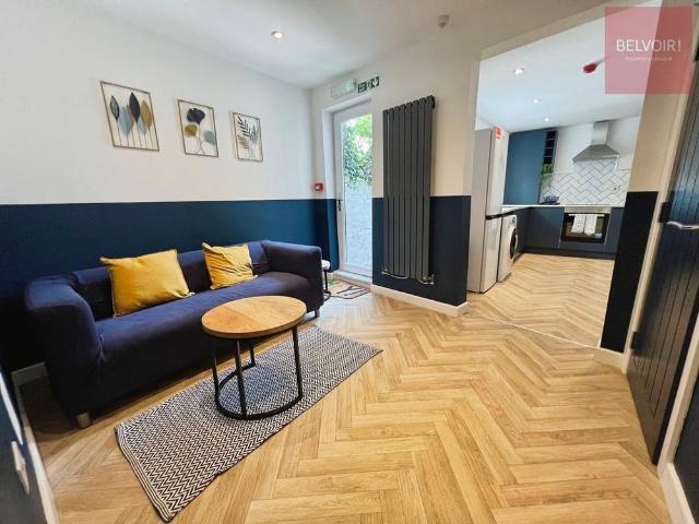 1 bedroom in a house share to rent