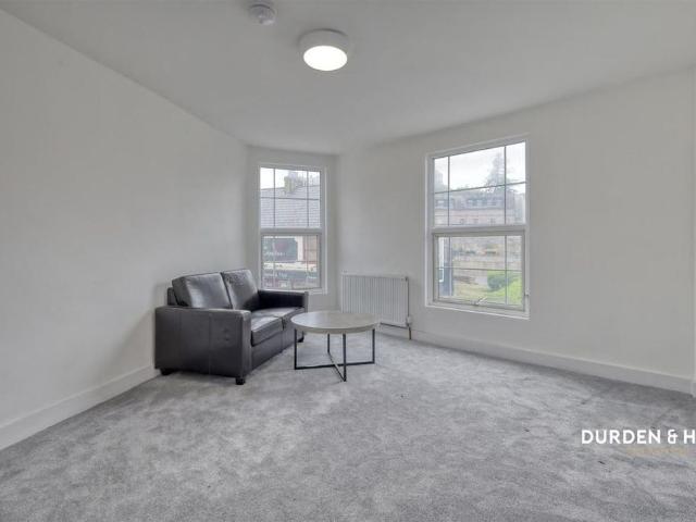 1 bedroom in a house share to rent