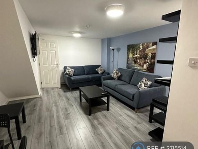 1 bedroom in a house share to rent