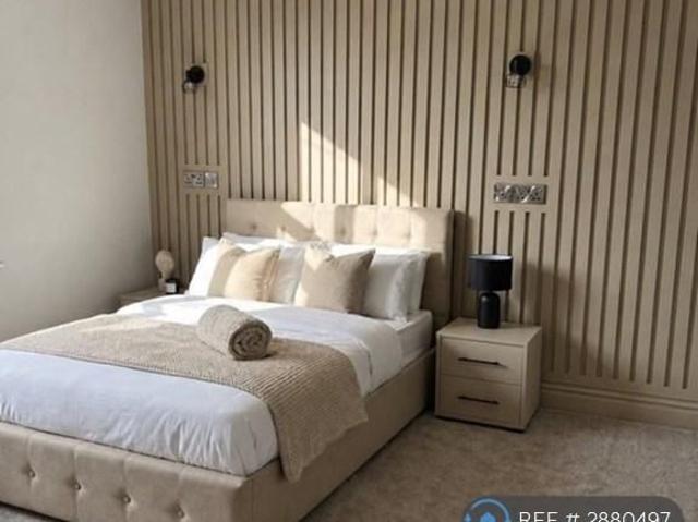1 bedroom in a house share to rent